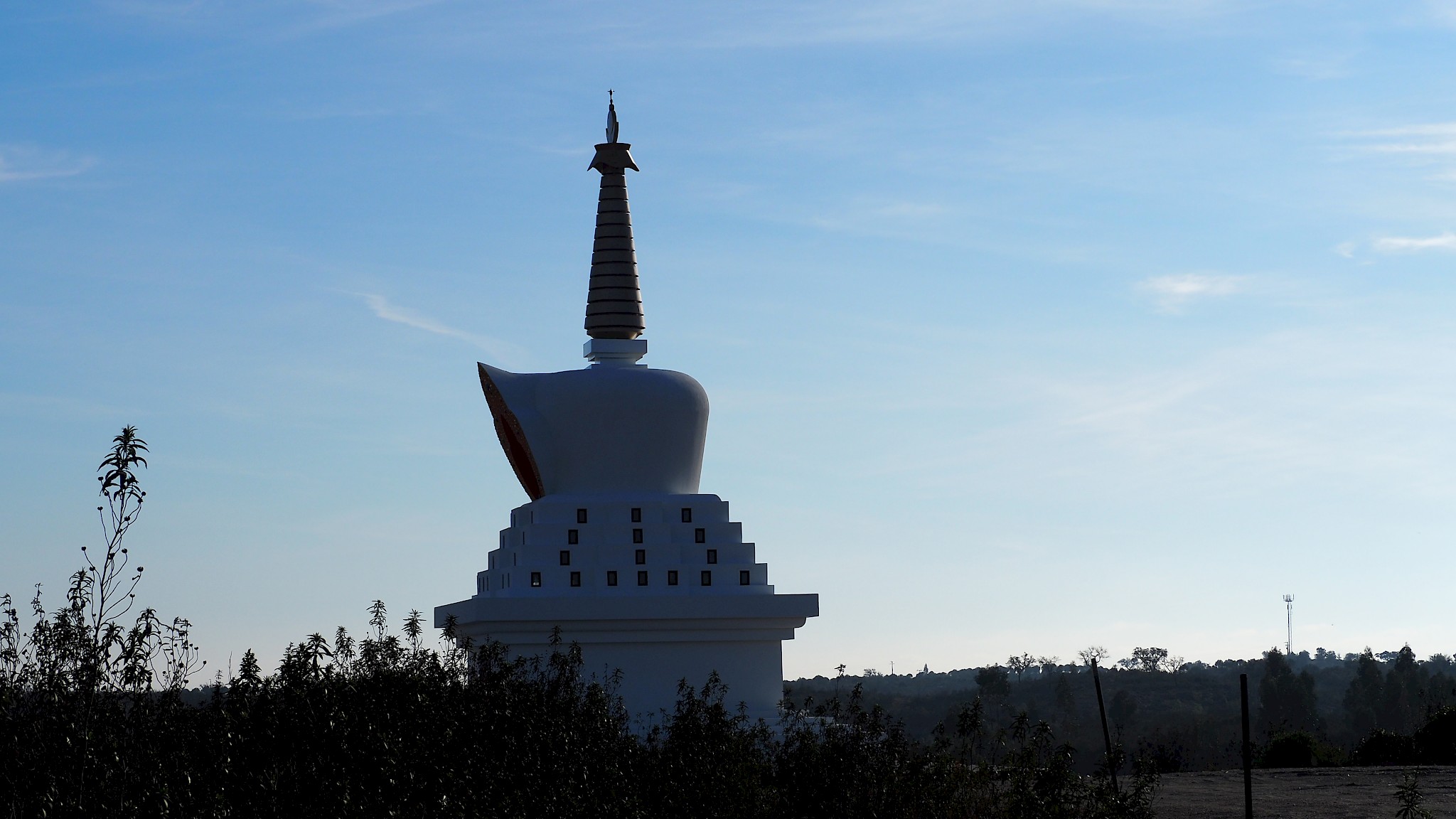 Visita ao Templo Budista Stupa Tashi Gomang - GreenTrekker.pt